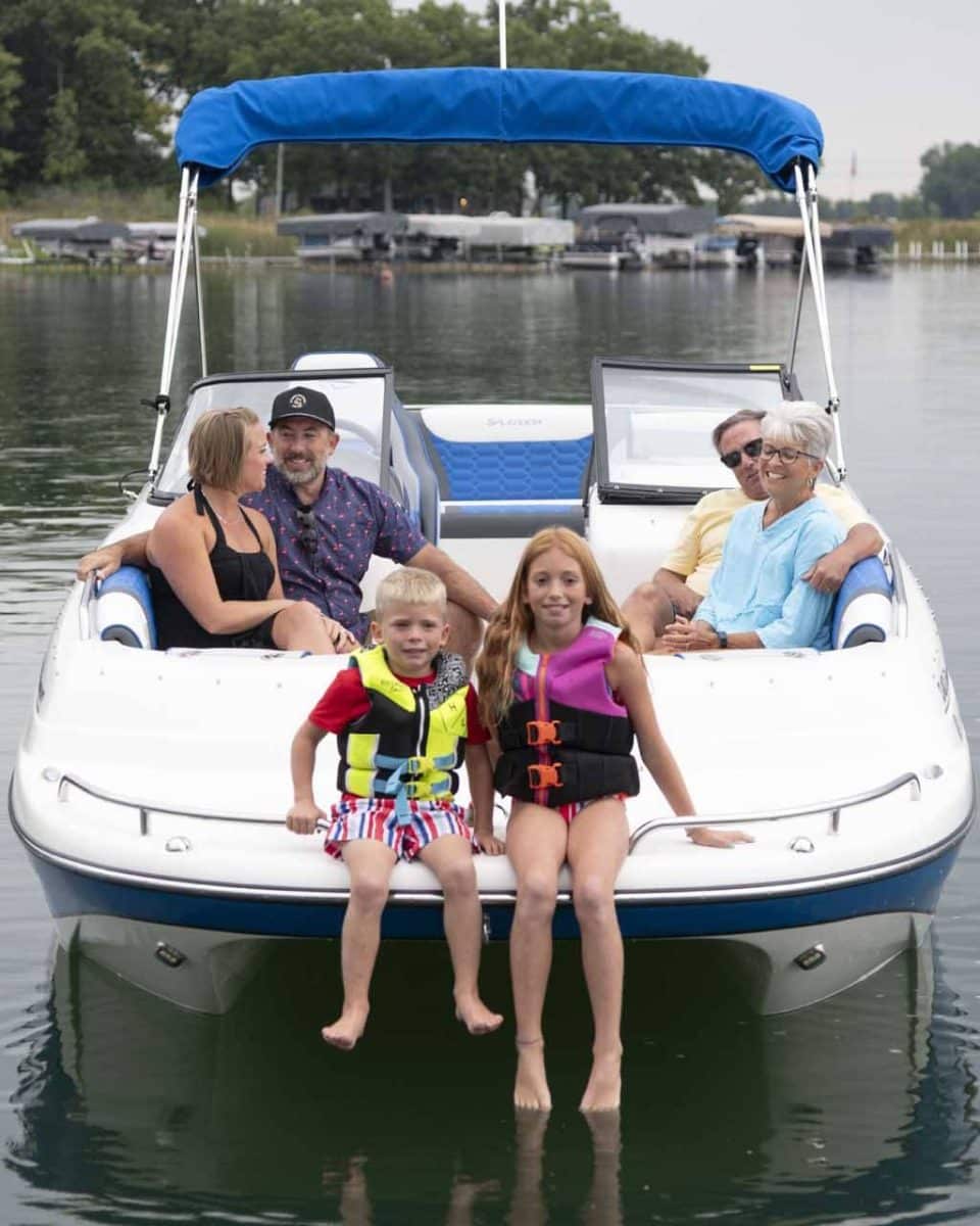 240 Platinum | Splendor Boats